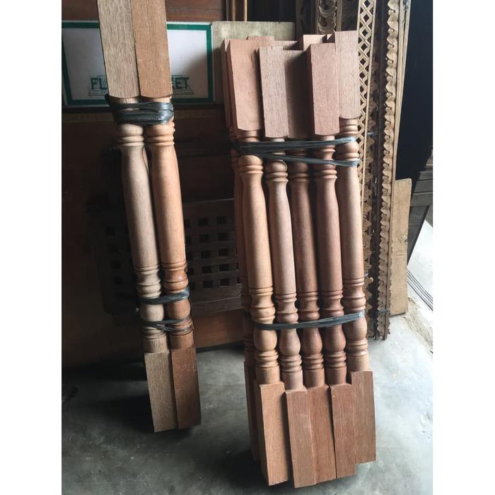 Jual Tiang tangga | anak tangga | pion tangga kayu kamper - Jakarta ...