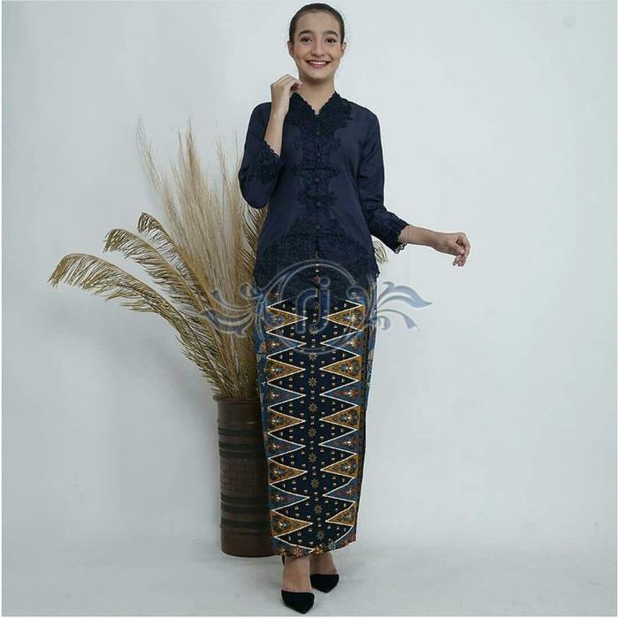 Jual SET KEBAYA ENCIM POLOS MOTIF SenadaKEBAYA ENCIM betawi bordir ...