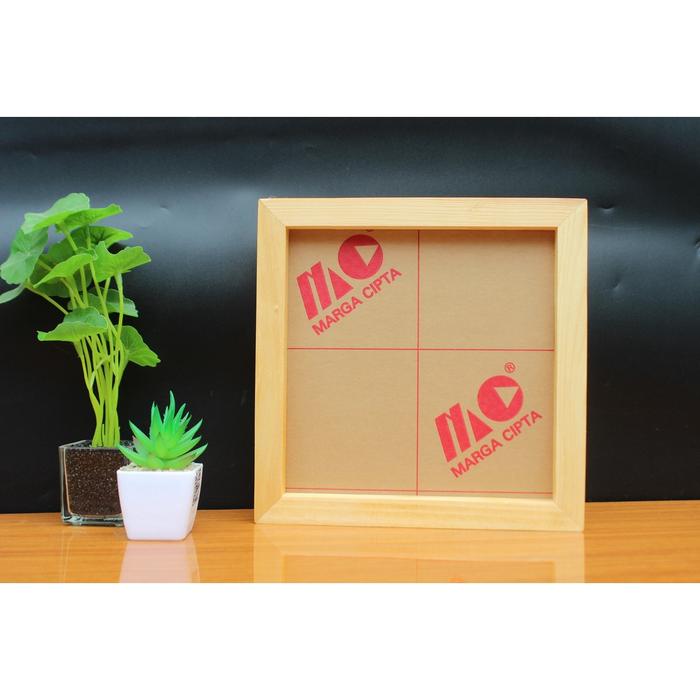 Jual Pigura frame bingkai kayu 3D ukuran 15x15cm kaca acrylic. anti ...