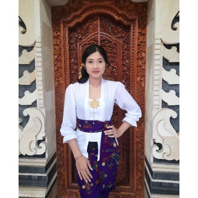 Model Kebaya Bali