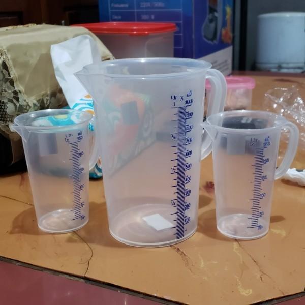 Jual m t3 gelas takar ukur 250 ml 500ml 1 2 5 l 1/2 l liter oli minyak cat - Jakarta Selatan ...