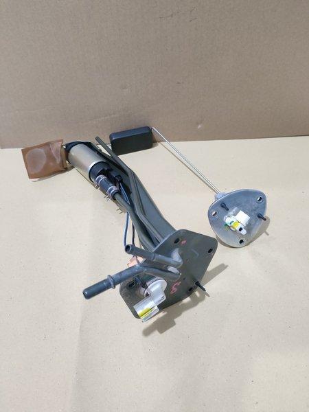 Jual fuel pump assy suzuki futura injeksi atau t120ss injeksi asli ...