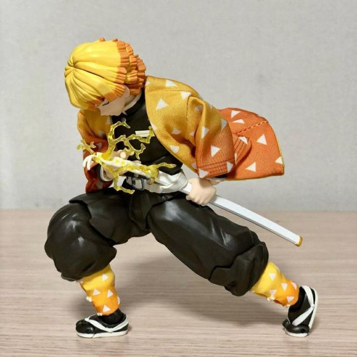 Jual Buzzmod Zenitsu Agatsuma Demon Slayer Original Aniplex - Kota ...