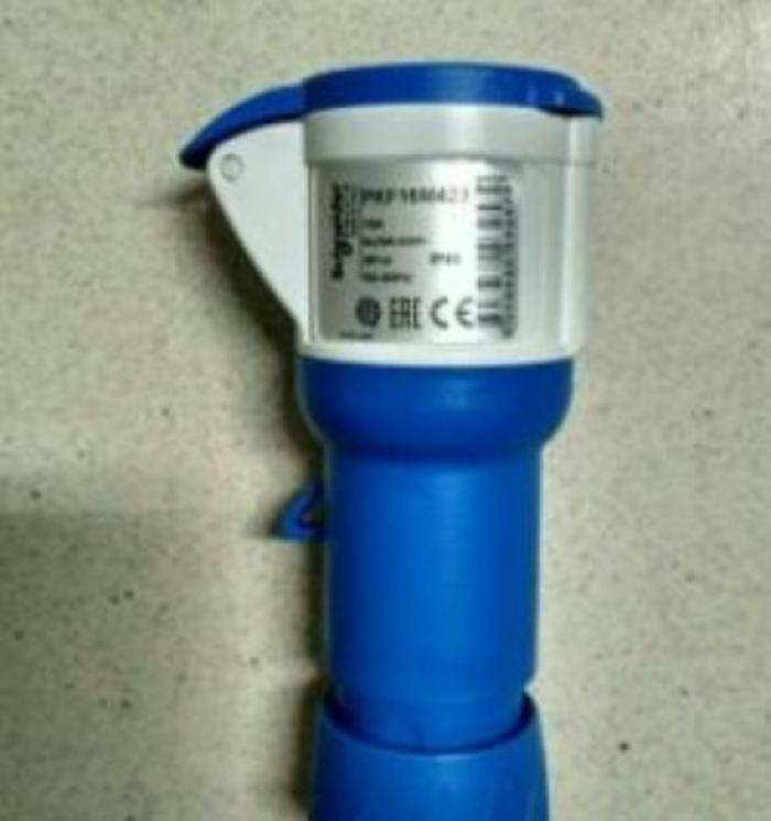 Jual SCHNEIDER INDUSTRIAL SOCKET IP44 PKF32M423 3 PIN 32A 1 DOS = 10 ...