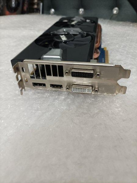 Jual Vga Card Gaming Sapphire Amd Radeon R9 200 Series 3 Gb 384 Bit ...