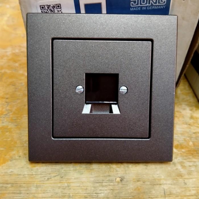 Jual outlet data cat6 merk JUNG seri A creation warna moka metal Best ...