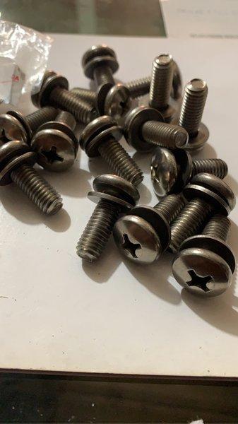 Jual baut engsel frame kaca original toyota hardtop - Kab. Gresik ...