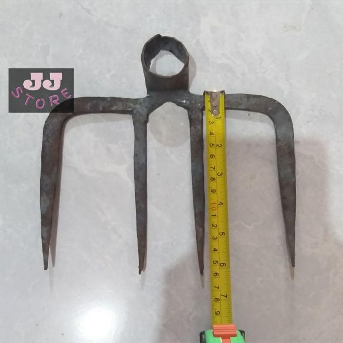 Jual GARUKAN CAKAR BESI SENYAWA TEMPAHAN 4 MATA | GARPU GARUK SAMPAH ...