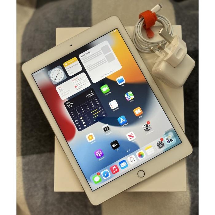 【B】iPad creen フリマアプリ 2/16GB/356966060789767