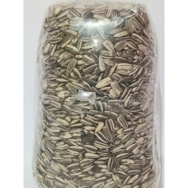 Jual Kuaci kecil 500gr - kuaci pakan burung - kuaci hitam - Kota Bogor ...