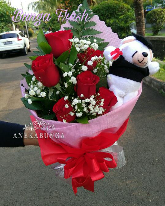 Jual Rangkaian Buket Bunga Mawar Asli Hand Bucket Graduation Rose ...