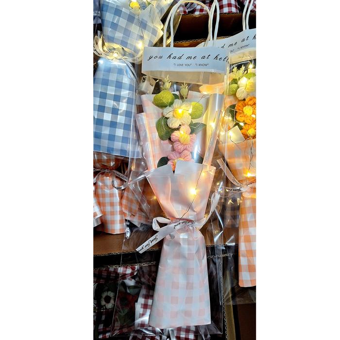 Jual Buket Bunga Rajut Crochet + Lampu LED Anniversary, Birthday ...