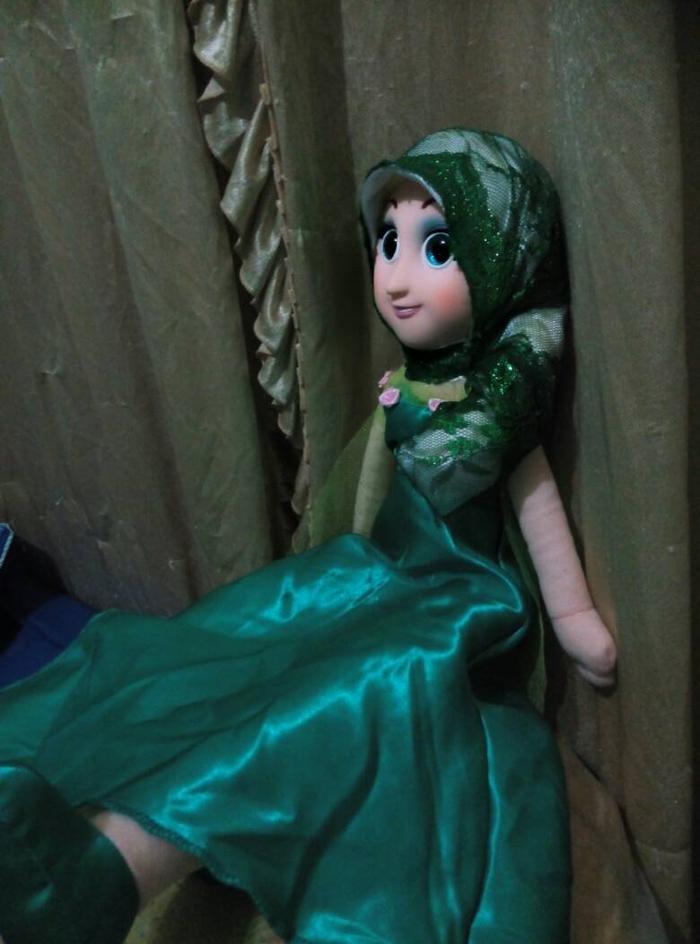 Jual elsa frozen hijab - Jakarta Selatan - Kampoeng Boneka Jakarta ...