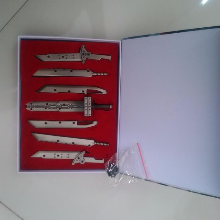 Jual Weapon Set CLOUD FF VII ADVENT CHILDREN [COMBINE SET] - Kota ...