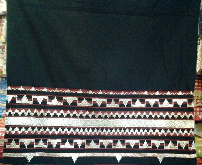 Jual Tapis Lampung Motif Sulaman Benang Emas - Kota Bandar Lampung ...