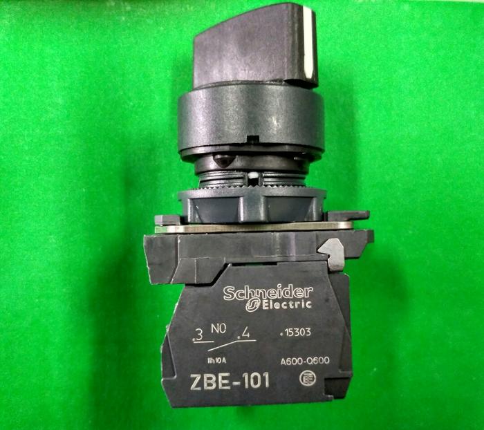 Jual SCHNEIDER SELECTOR SWITCH PLASTIK XB5AD21 - Jakarta Barat - Arena ...