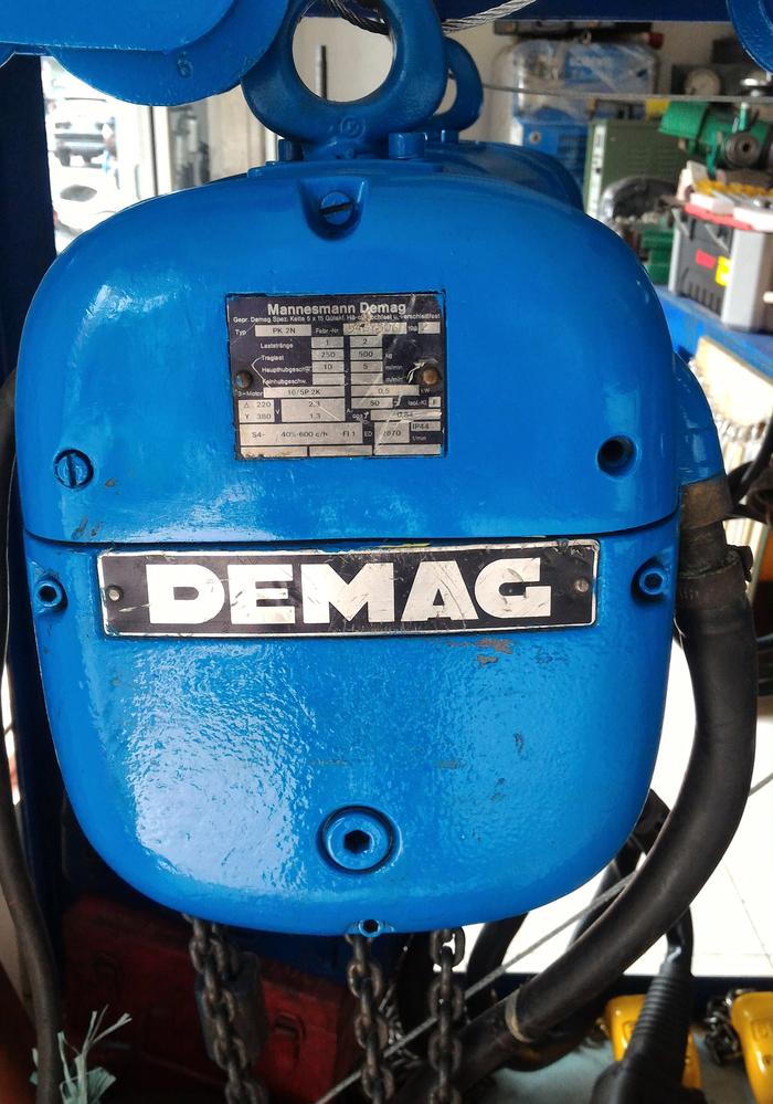 Jual DEMAG - Electric Chain Hoist cap. 500 kg - Kota Surabaya - Tunas ...