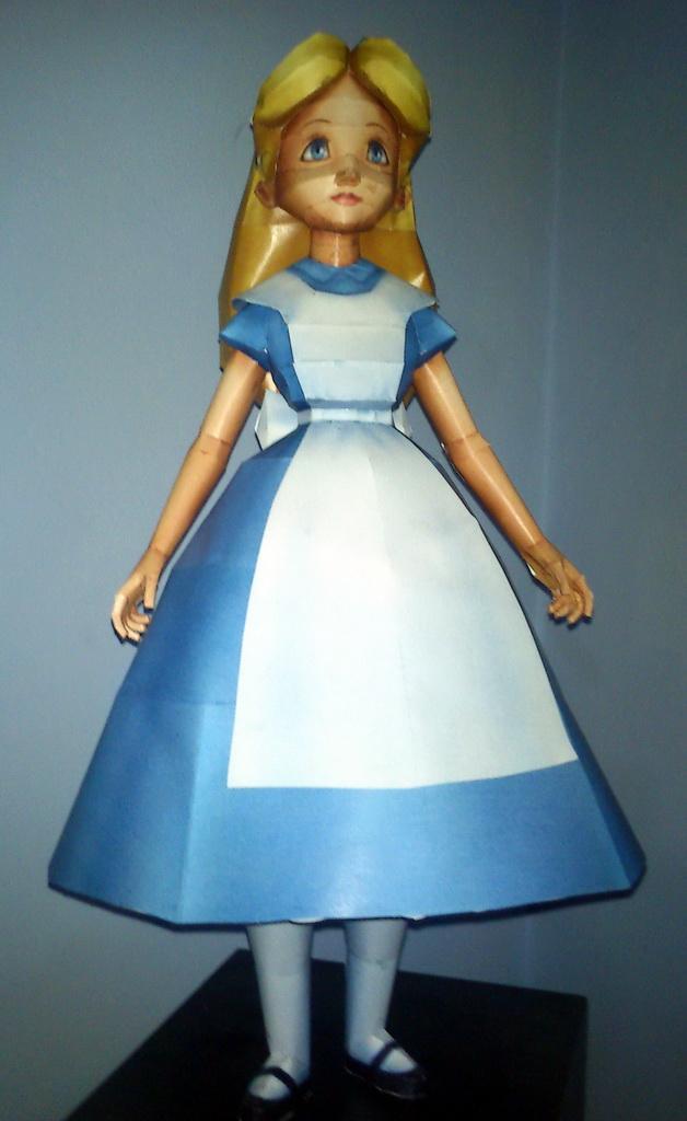 Jual DIY Miniatur Papercraft Figure Alice in Wonderland 3D - Jakarta ...