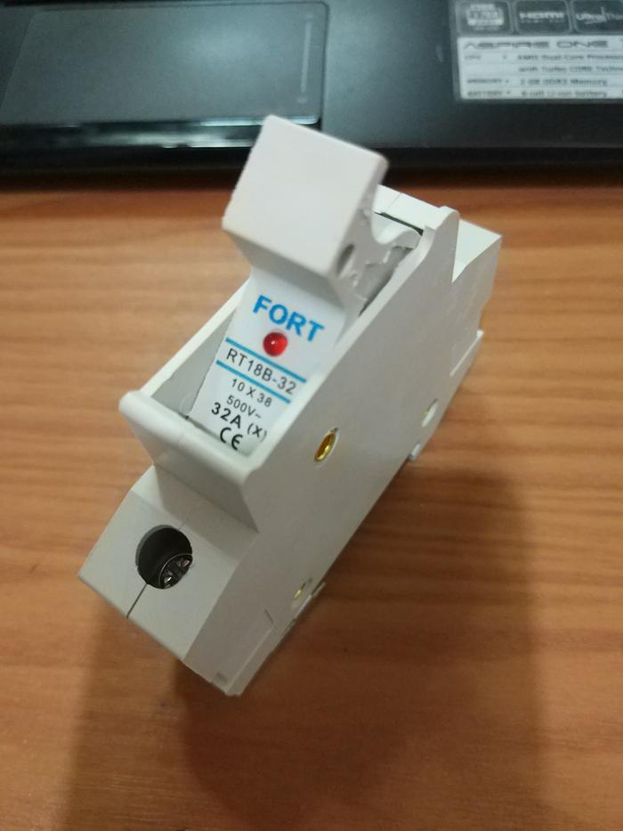 Jual Fuse Holder with Lamp atau Din Rel mounting fuse holder model mcb ...