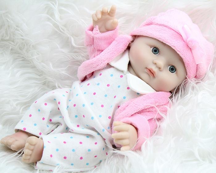 Jual Baby Alive - Boneka Silikon Reborn Mini Dolls 8 inch - Kota Malang ...