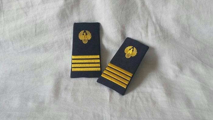 Jual Pangkat untuk ppka, masinis , atau kondektur kereta api - Kota ...