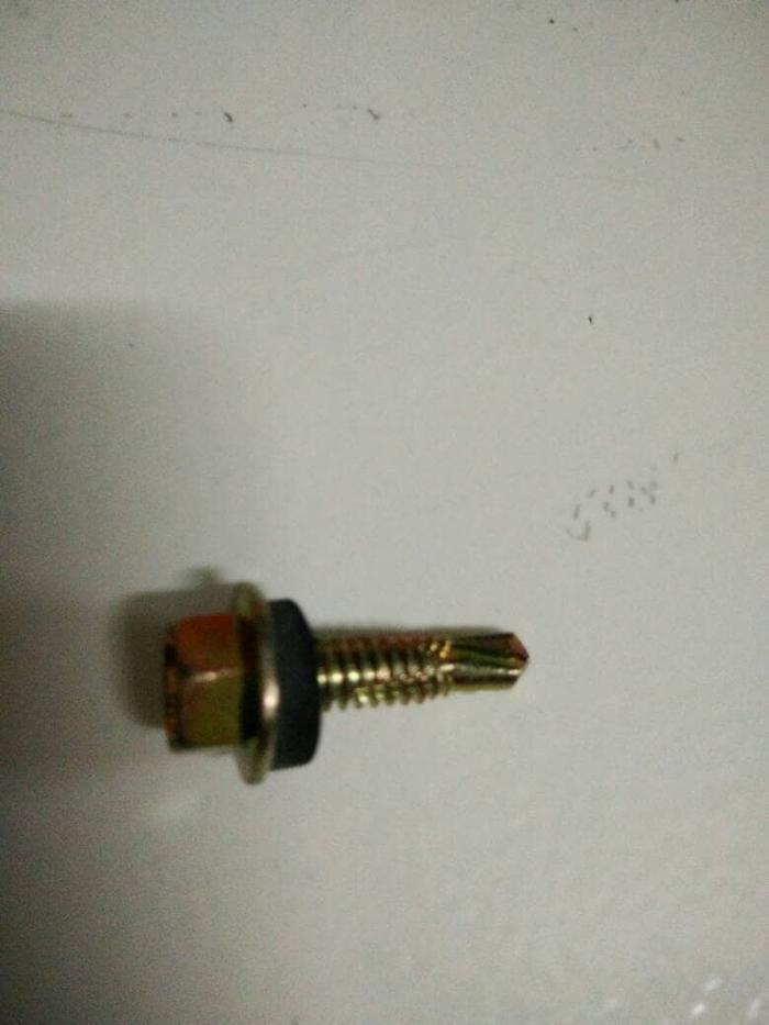 Jual BAUT ROOFING BAJA RINGAN 2 CM / SKRUP SEKRUP SCREW - Jakarta Barat ...