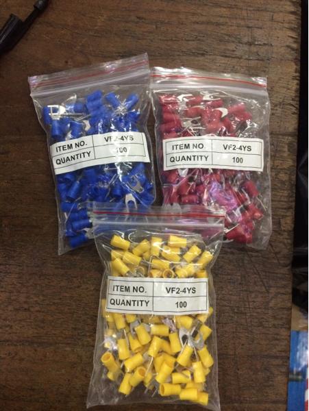 Jual Skun Y 2,5 mm / Skun Garpu 2,5 mm 4 Warna Kuning Biru Hitam Merah @100 - Jakarta Pusat ...
