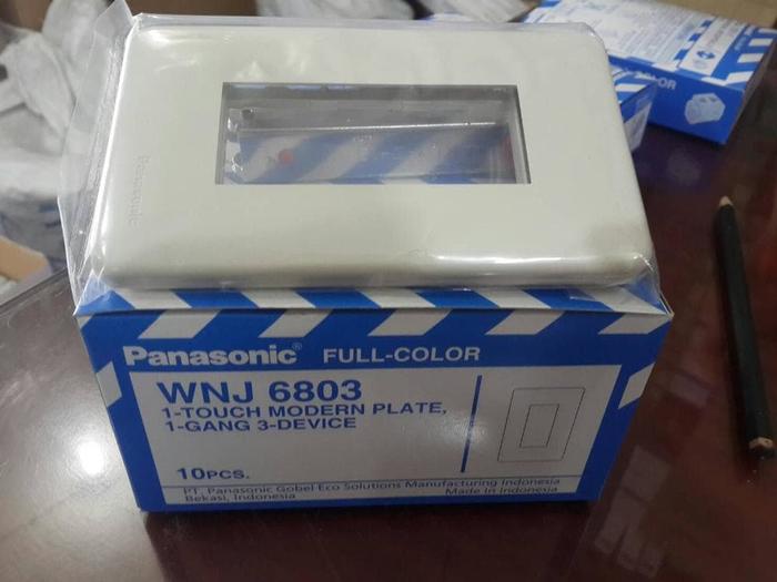 Jual Plate 1 Gang 3 Device Panasonic - WNJ6803 - Kab. Karawang - Wobble ...