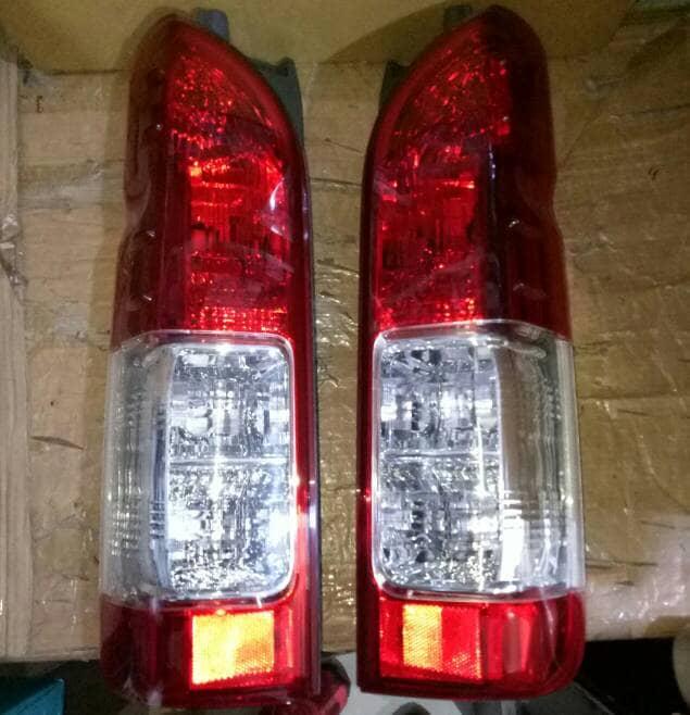 Jual 212-191N Stoplamp Hiace 2012-2016 Crystal Red Clear Lens - Jakarta ...