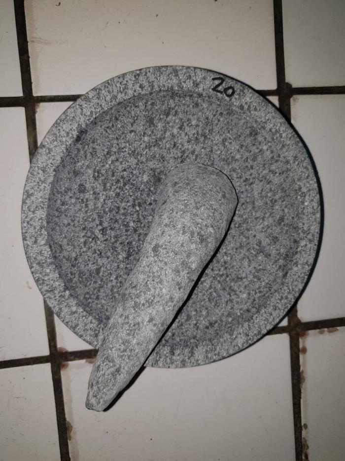 Jual COET / COBEK BATU GUNUNG ASLI 20 CM BUBUT + ULEKAN 1 SET 20CM ...