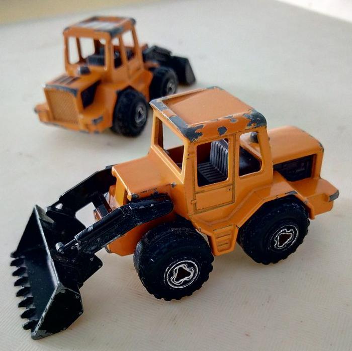 Jual Mojorette Wheel Loader Full Metal Alat Berat Pengeruk Base Besi ...