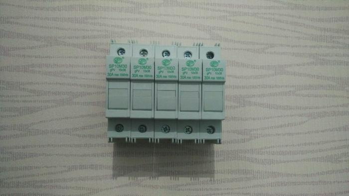 Jual Fuse Pv Photovoltaic Modul Surya PLTS 1000VDC 15A - Kota Tangerang ...