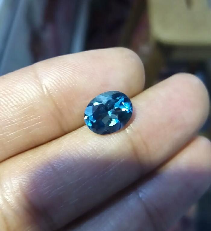 Jual Natural Batu Permata Mulia Blue Topaz / Topas London -bukan blue ...