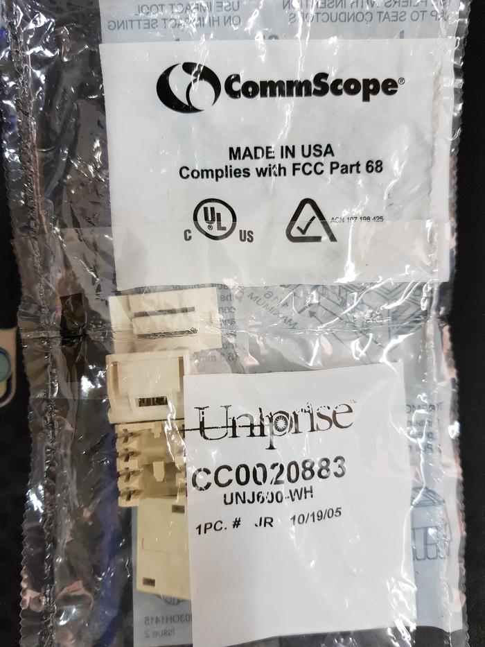 Jual COMMSCOPE UNIPRISE Modular Cat6 White CC0020883 / Module Jack Cat ...