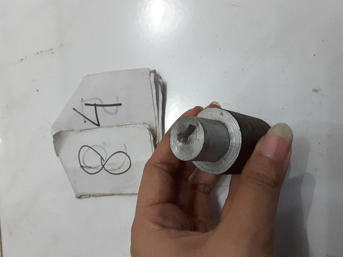 Jual Engsel Bubut beton 1 1/4 Inch Engsel Las bulat besar Engsel Pintu ...