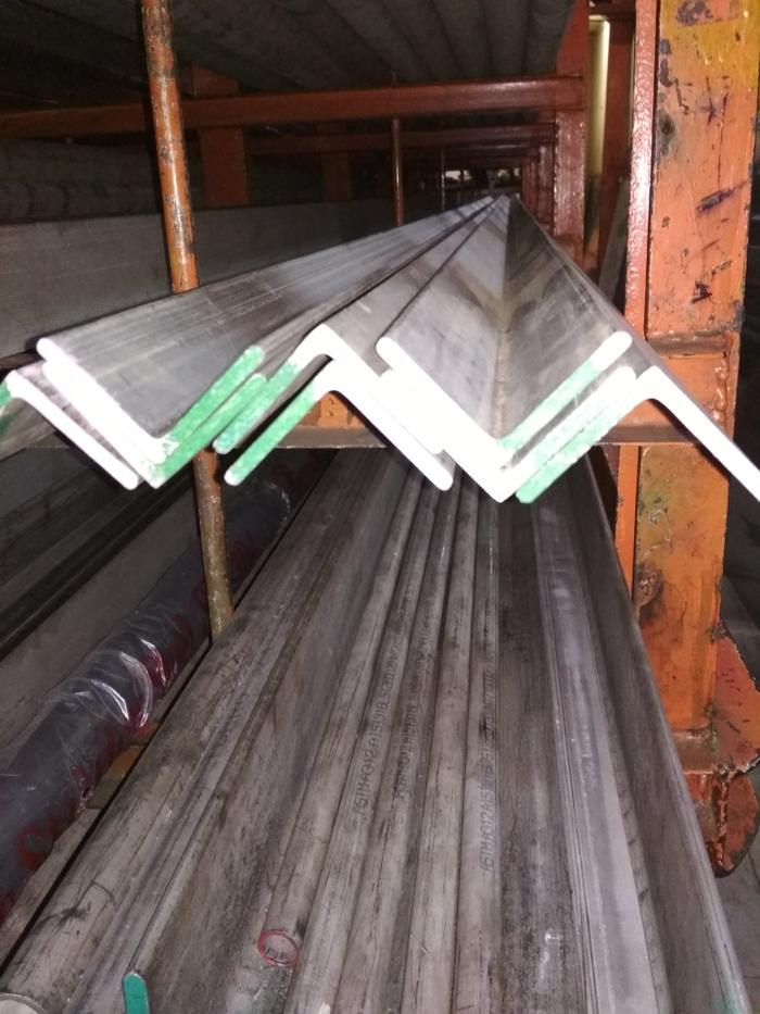 Jual Siku stainlees steel sus 304 50 x 50 tebal 3 x 1400mm stainless ...