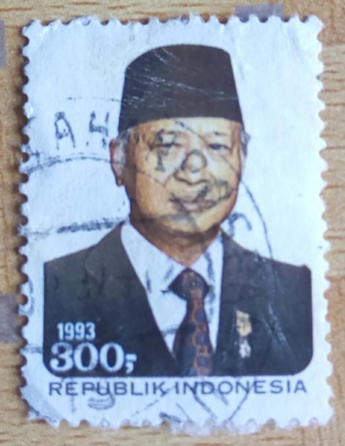 Jual Perangko Indonesia Pak Soeharto Rp 300 tahun 1993 - Kab. Bandung ...