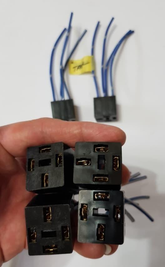 Jual Socket Relay Kaki 4 / Soket Relay Kaki 4 / Relay Kaki 4 Plus Kabel ...
