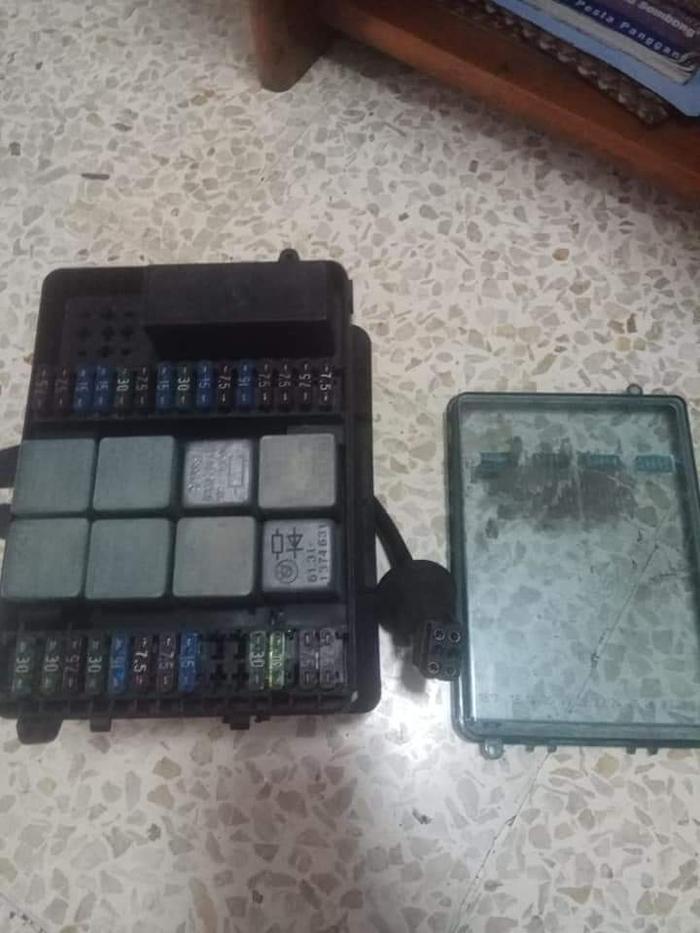 Jual Fuse box E30 lengkap dengan relay dan sekring asli - Kota Depok - Findy Online Store ...