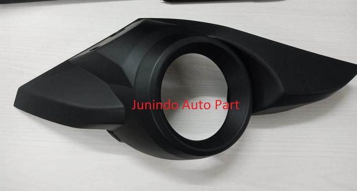 Jual Cover Fog Lamp Hitam Kiri Mitsubishi Xpander - 8321A721XA ...