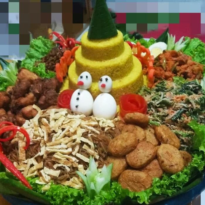Jual Nasi Tumpeng besar 10 porsi - Jakarta Barat - Wins Kitchen Jakarta ...