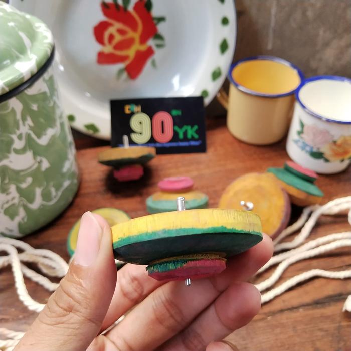 Jual GASING KAYU Baut Pipih Ufo 5cm. Mainan Tradisional Anak 90an ...