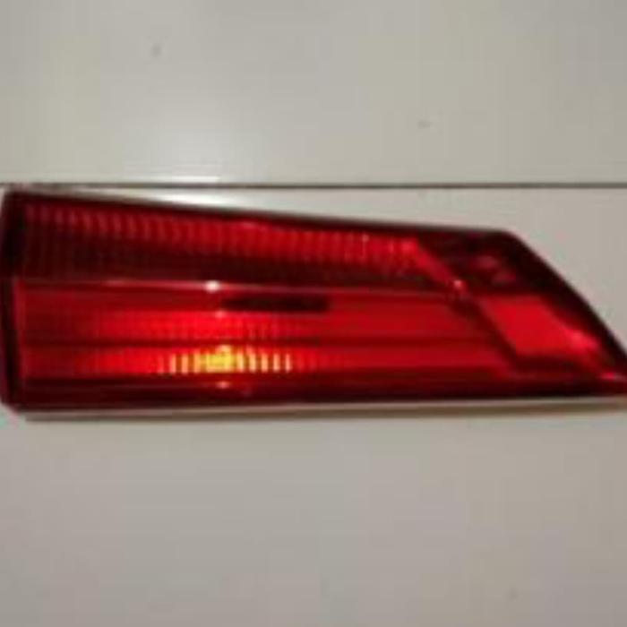 Jual LAMPU REFLECTOR BAGASI CALYA SIGRA LAMPU REM BELAKANG - Jakarta ...