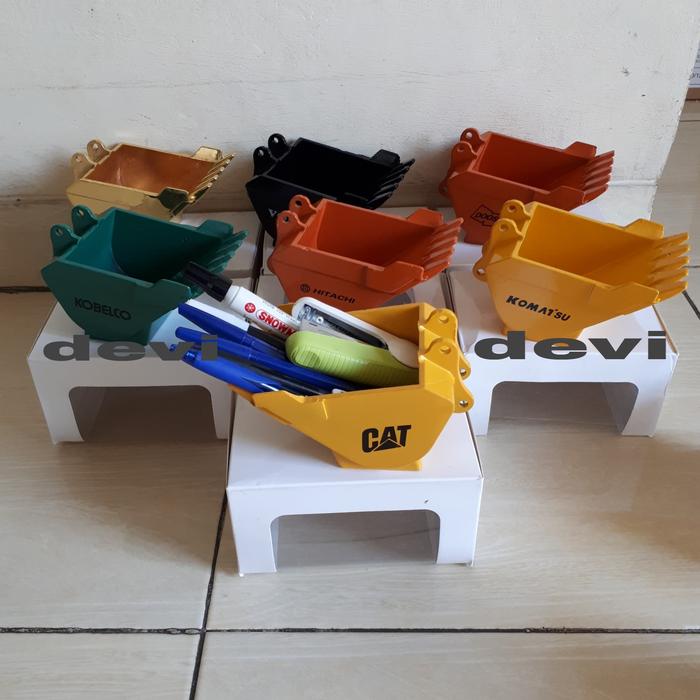 Jual Diecast Alat Berat/ Asbak Bucket /miniatur Alat Berat Di Seller ...