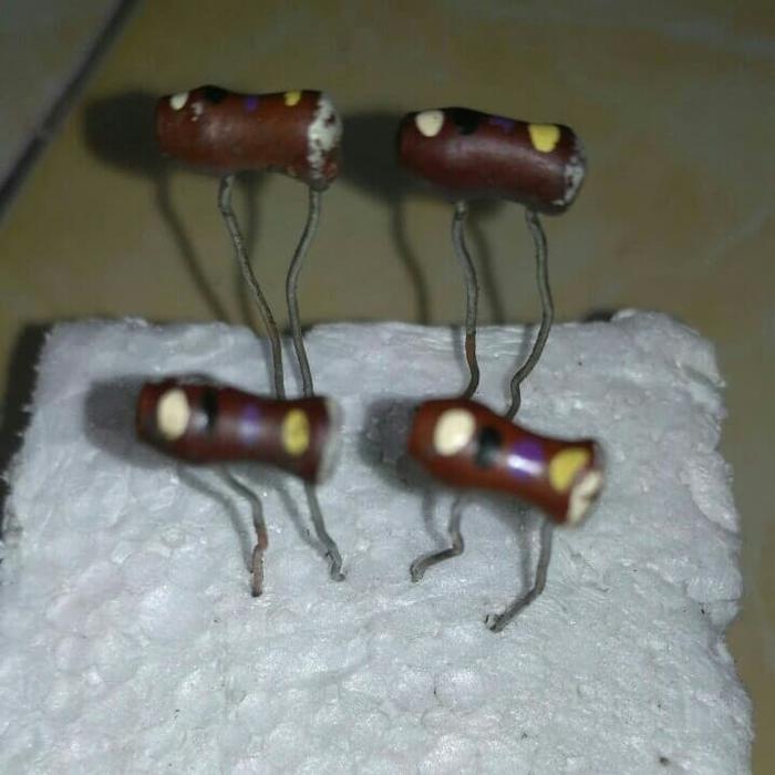 Jual dogbone capacitor 47pf 250v kapasitor ceramic keramik NOS VINTAGE ...
