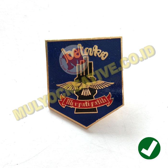 Jual Pin Betako Merpati Putih - Lencana Merpati Putih Model Segilima ...