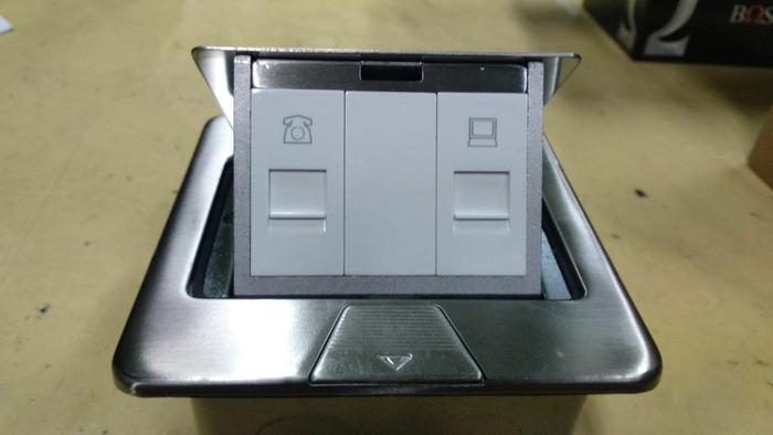 Jual Floor Outlet Boss ( Telp + Blank + Data Cat6) - Jakarta Barat ...