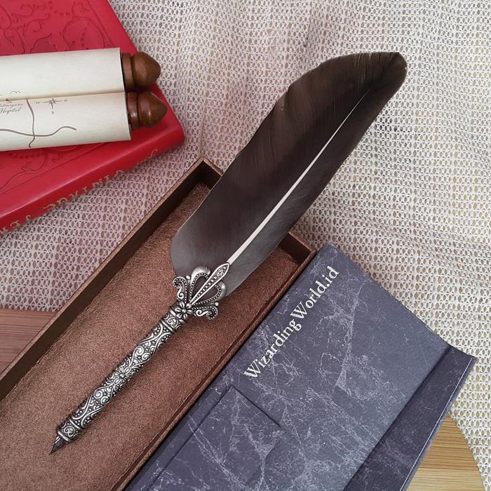 Jual pena bulu harry potter feather quill fountain dip pen hogwarts di ...