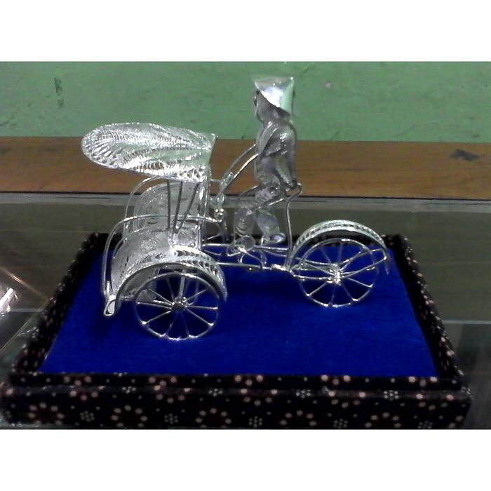 Jual Souvenir Miniatur Becak Silver khas Kotagede Yogya - Kota Yogyakarta - KotagedeSilver ...
