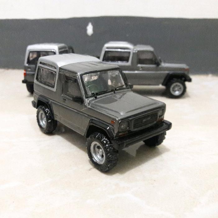 Jual diecast miniatur Daihatsu taft rocky - Kab. Jombang - desi_shoppp ...